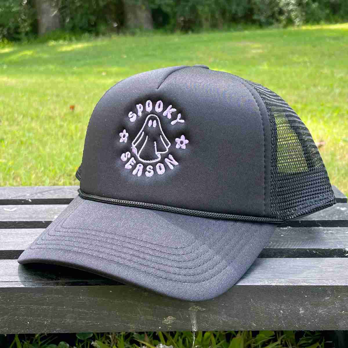 LP6 Spooky Season Ghosts Foam Black – Riverbed Threads