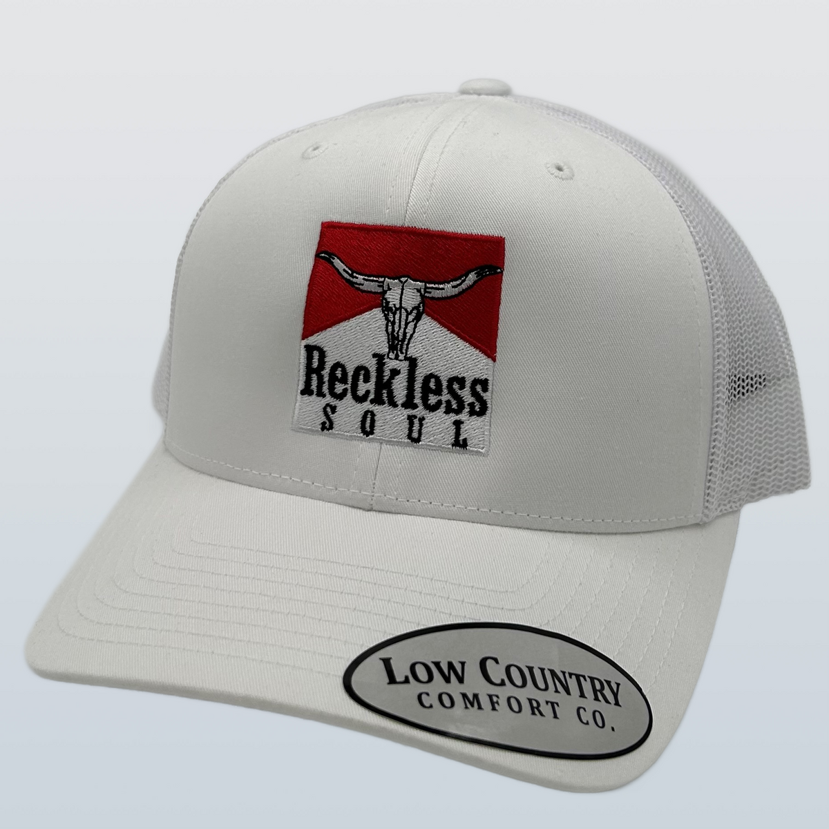 RS6 - Skull "Reds" White – Riverbed Threads